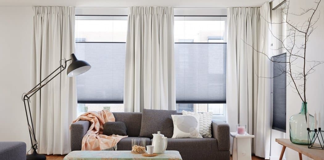 Ophangen van gordijnen: rails of roede? - Wagenmans Wonen